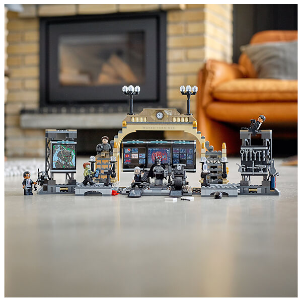 Lego Super Heroes 76183 Batcave: The Riddler Face-off - Lego (EPI.16403)