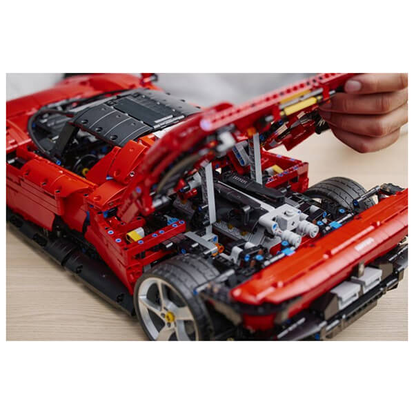 Lego Technic 42143 Ferrari Daytona Sp3 - Lego (EPI.17833)