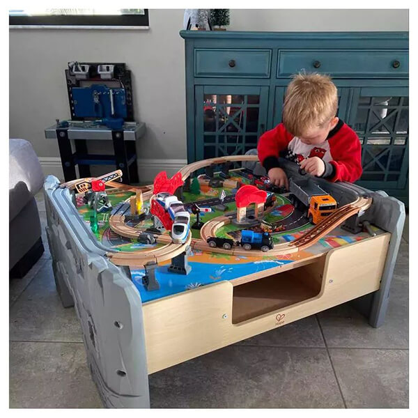 Σετ Παιχνιδιου Μεγαλος Σιδηροδρομος Hape Railway Train & Table Set ...